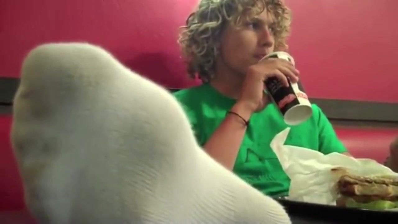 Xander Beckett - Fast Food Feet